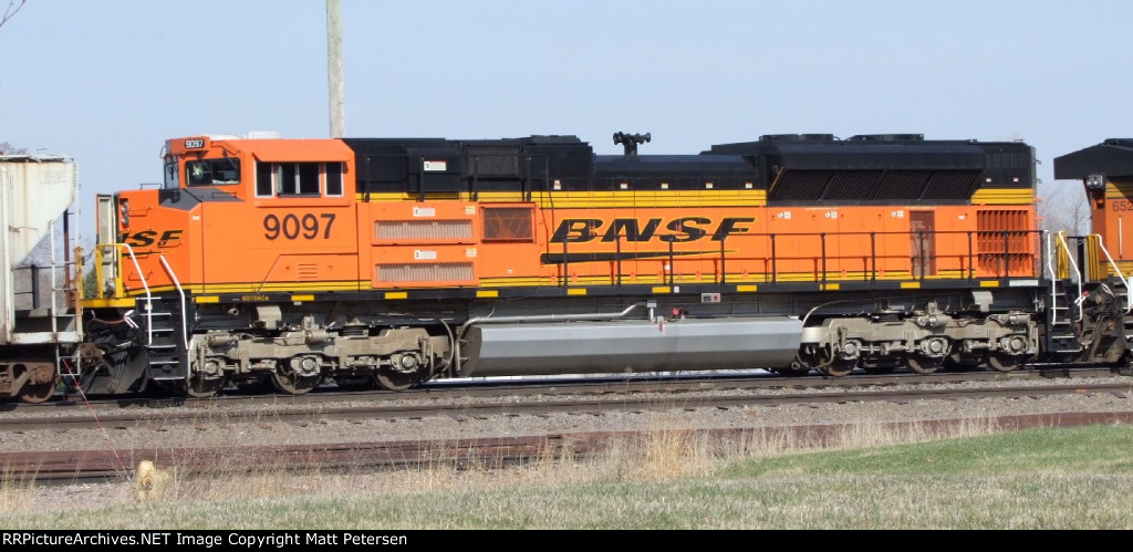 BNSF 9097